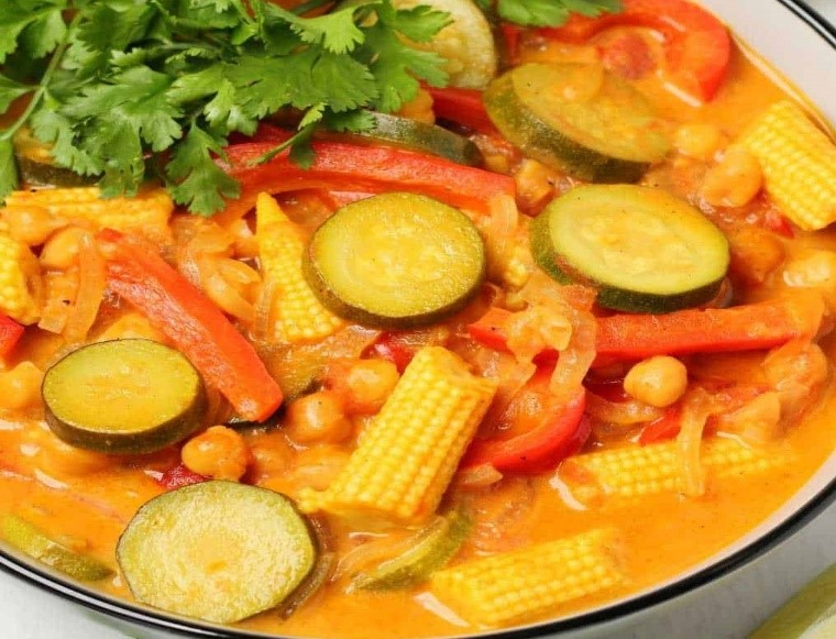 Gluten Free & Vegan Coconut Curry - Coconut Box